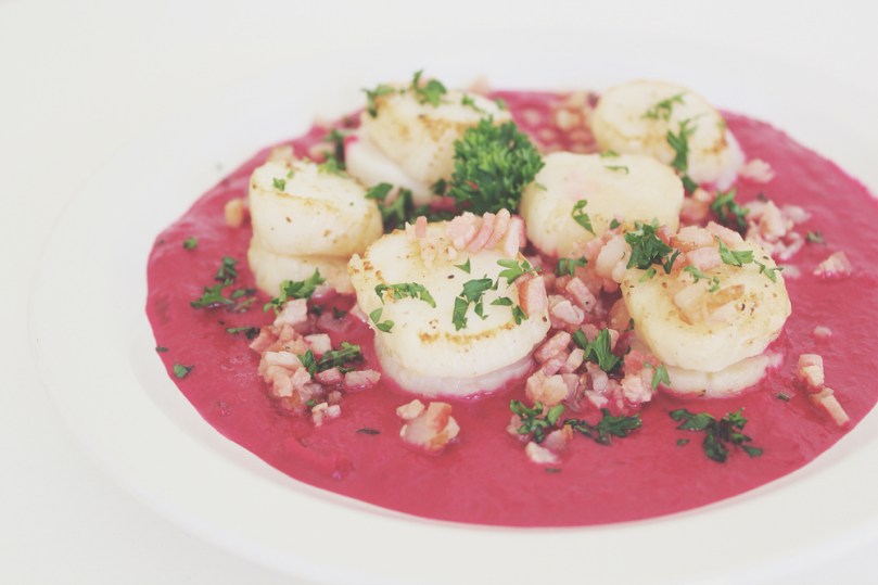 Scallops with Bacon and Beet Purée – AMCARMEN'S KITCHEN