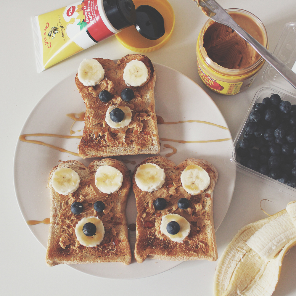 Banana, Blueberry & Peanut Butter Teddy Toasts – AMCARMEN'S KITCHEN