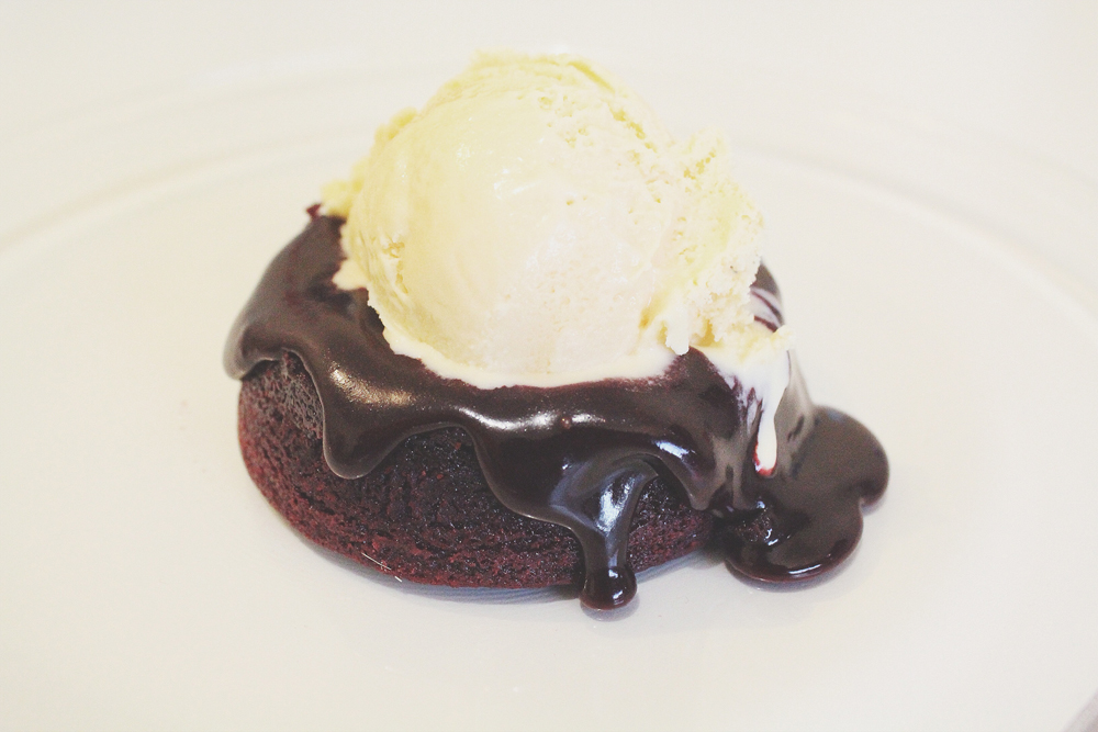 Red Velvet Chocolate Lava Cake – AMCARMEN'S KITCHEN