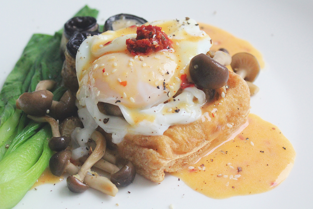 Asian-inspired Vegetarian Eggs Benedict – AMCARMEN'S KITCHEN