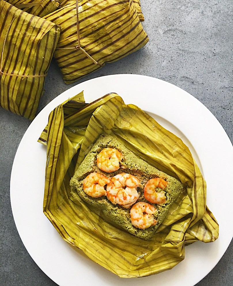 Pinais na Hipon at Niyog na may Palapa (Shrimp wrapped in Banana Leaves ...