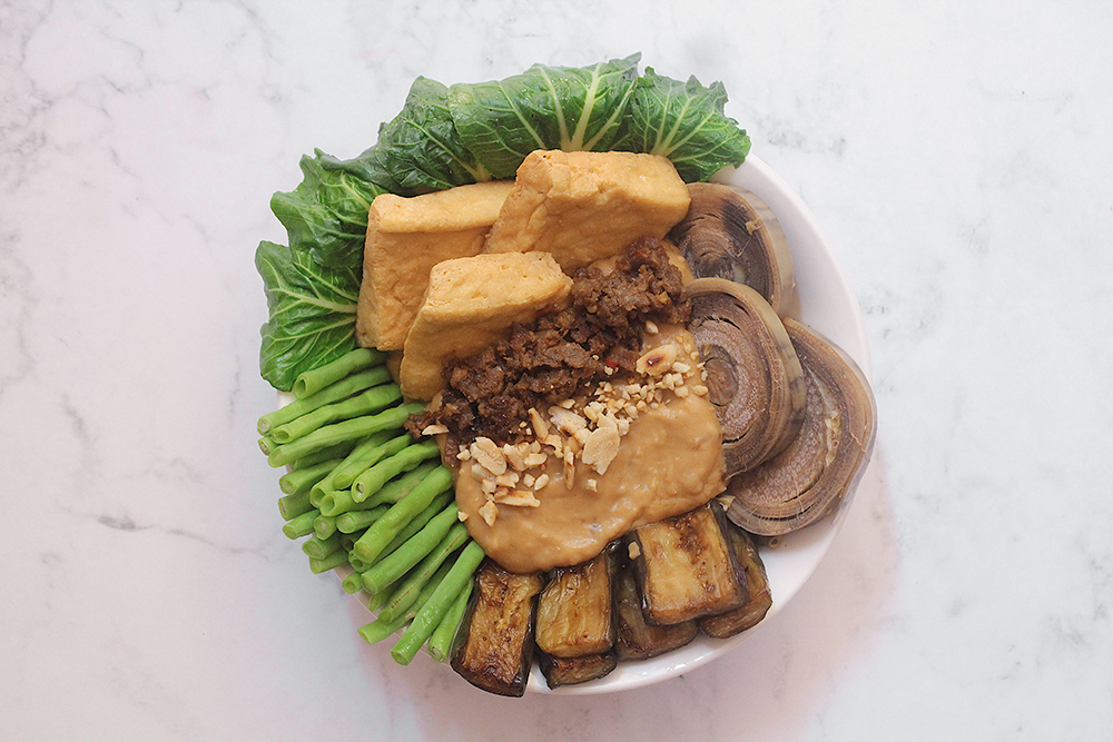 Crispy Tofu Kare-Kare – AMCARMEN'S KITCHEN